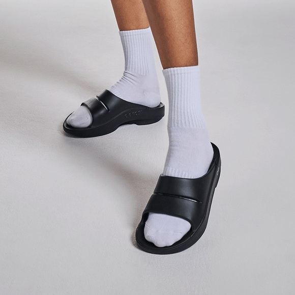 OOFOS | Shoes | Oofos Ooahh Slide Sandal Black Womens Size 6 | Poshmark